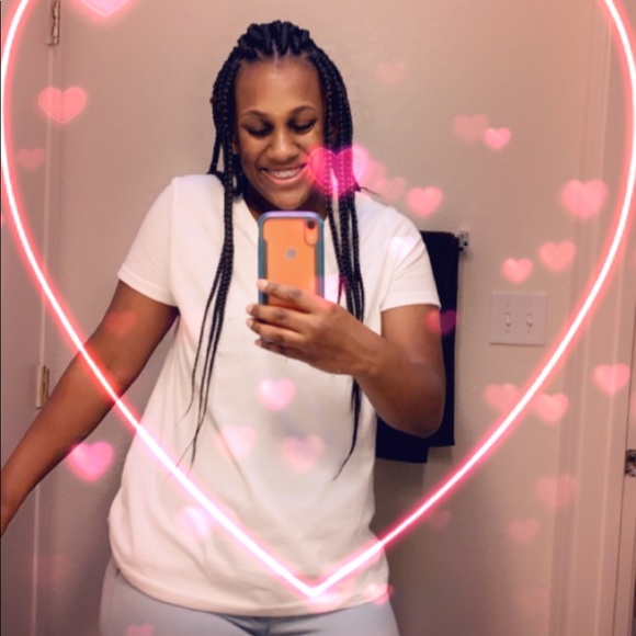 Talisha's Closet (@talisha2016) | Poshmark